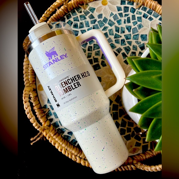 Stanley | Dining | Stanley Cream Speckled 4oz H20 Flowstate Quencher ...